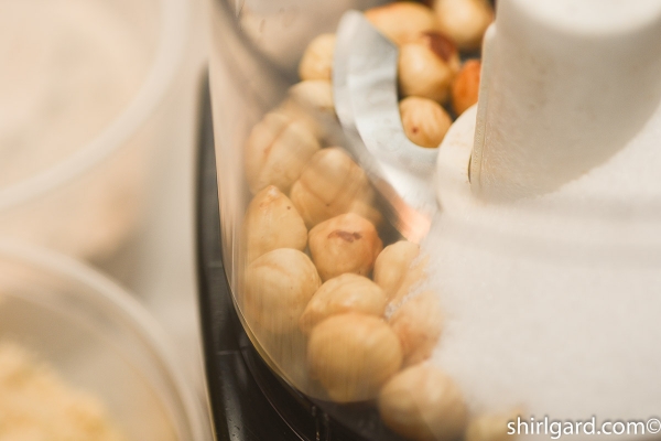 Apple Financier Cakes – ShirlGard