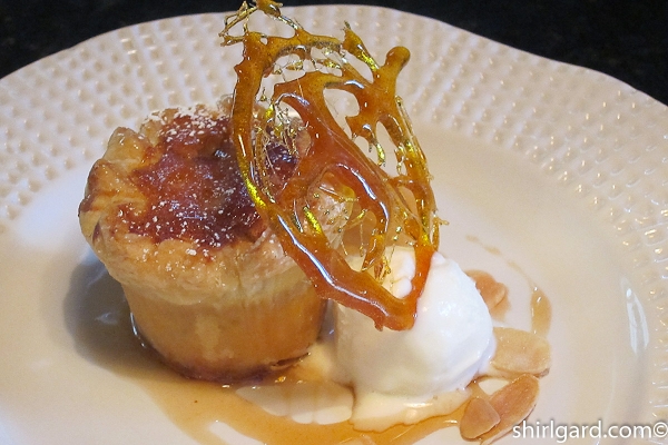 Apple Financier Cakes – ShirlGard